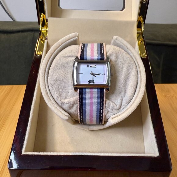 Lorus | Accessories | Vintage Lorus Sideways Wide Tank Watch ...